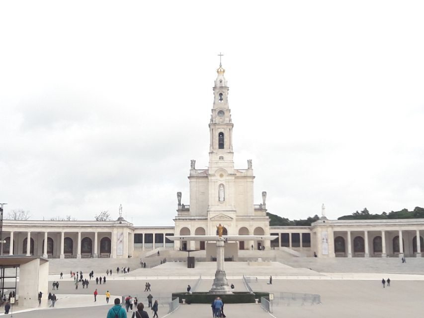 From Lisbon: Half-Day Fátima PRIVATE Tour - The Journey to Fátima: What to Expect