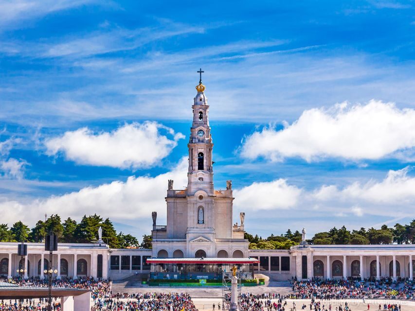 From Lisbon: Private Sanctuary of Fátima Half-Day Trip - The Authenticity and Depth of the Guide