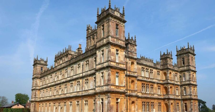 From London: Downton Abbey and Village Coach Tour - What’s Included and How It Works