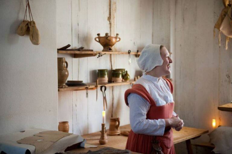 From London: Shakespeares Stratford and Cotswolds Tour - The Journey: Transportation and Timing
