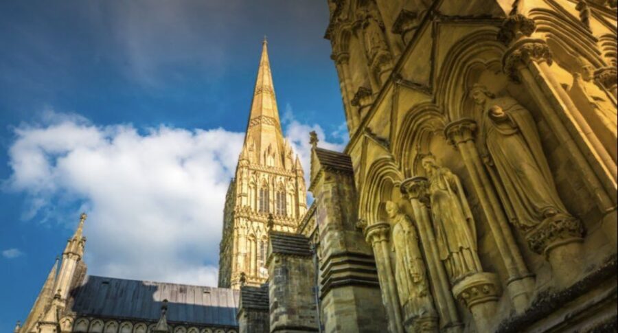 From London: Stonehenge, Windsor and Salisbury - Stonehenge: The Enigma on Salisbury Plain