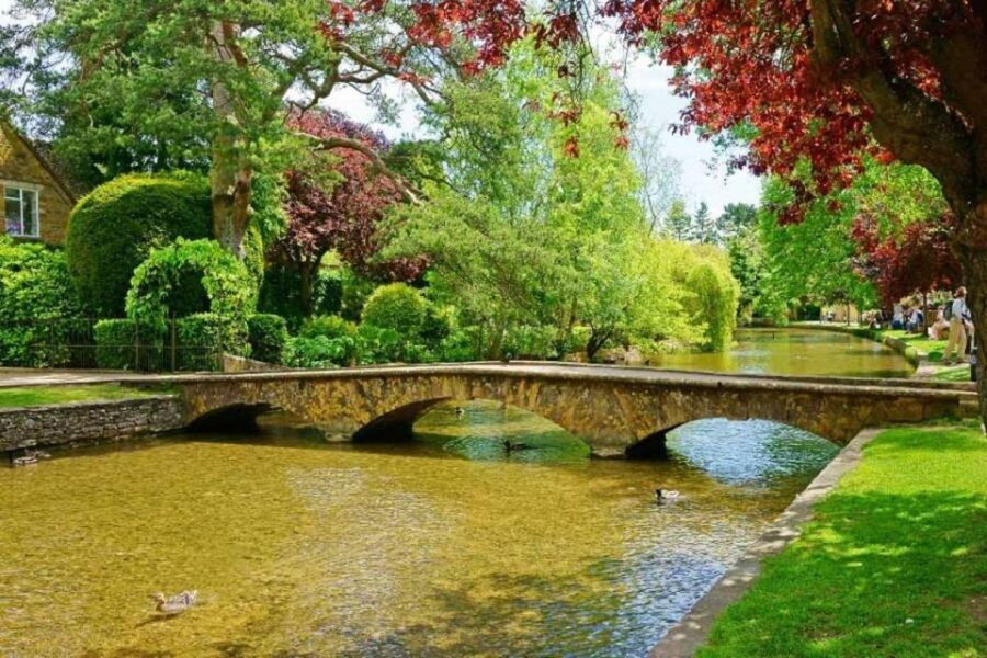 From London: The Cotswolds Day Trip with Lunch - The Heart of the Cotswolds: Villages and Landscapes