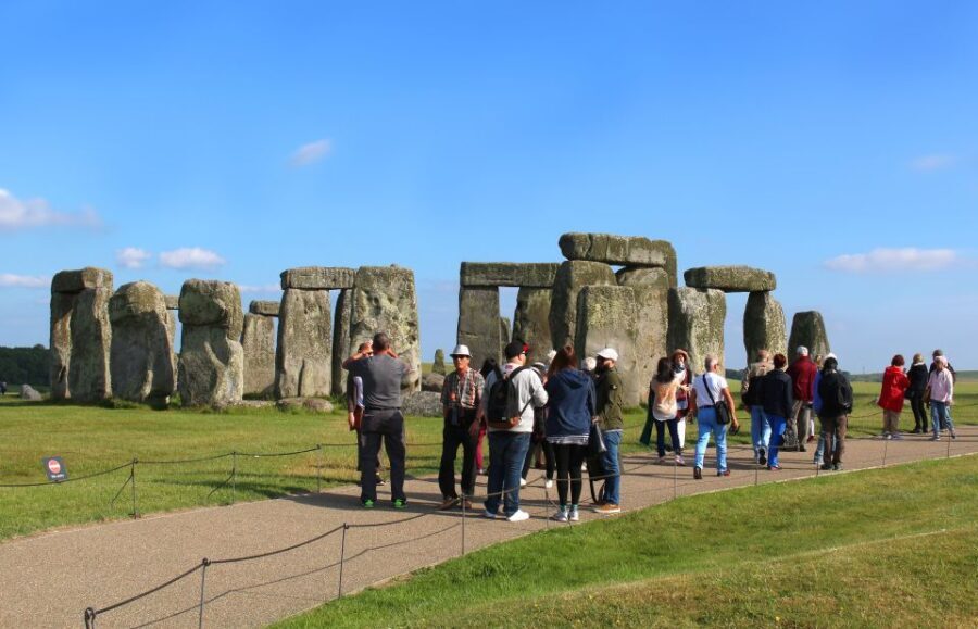 From London: Windsor Castle and Stonehenge Day Trip - A Thorough Look at the Itinerary