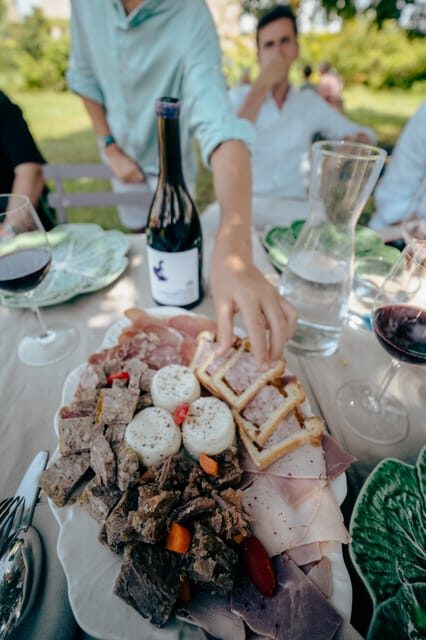 From Lyon: Beaujolais & Burgundy Private Tour by Defender - The Experience of Tasting & Cultural Discovery