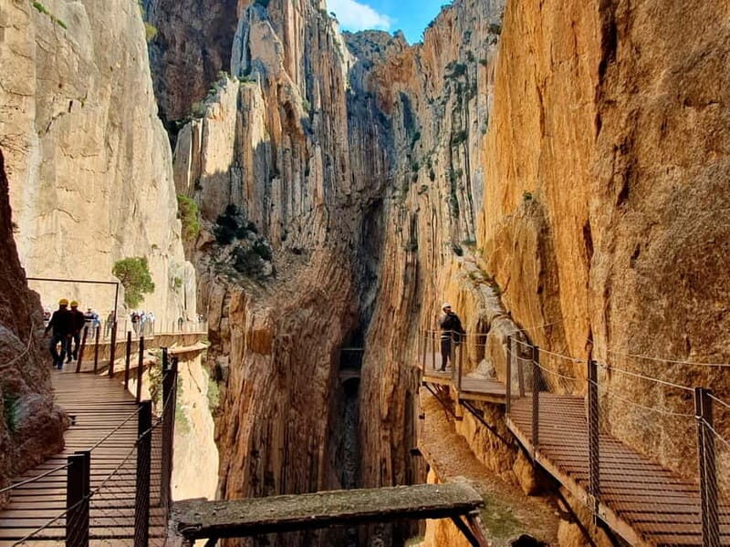 From Malaga: Caminito del Rey Sunset Tour with Transfer - What You’ll Love About the Caminito del Rey Sunset Tour