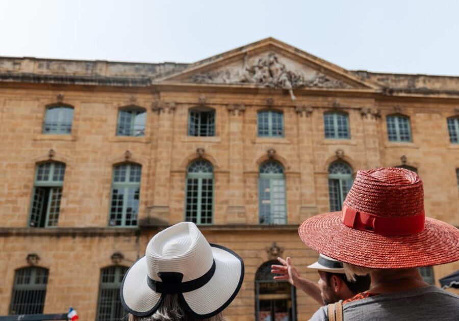 From Marseille: Cassis & Aix-en-Provence Half-Day Tour - Exploring Aix-en-Provence: Style and Sophistication