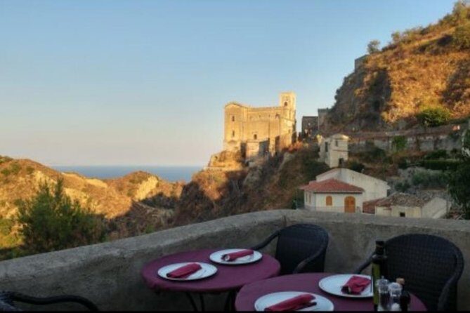 From Messina Cruise Terminal: Taormina+ Godfather tour+Lunch - What Makes This Tour Special
