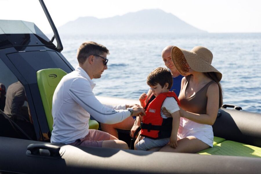 From Milos: Kimolos & Poliegos Islands Private Boat Tour - The Itinerary in Detail