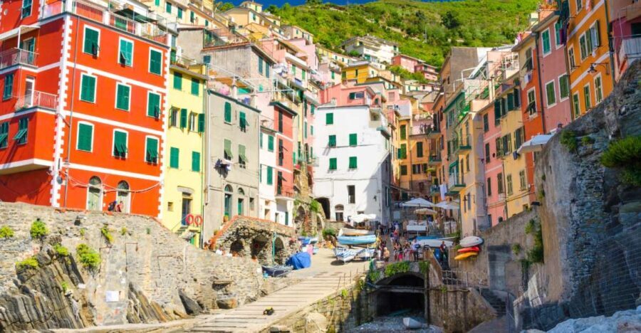 From Montecatini: Full-Day Excursion to Cinque Terre - What Sets This Tour Apart