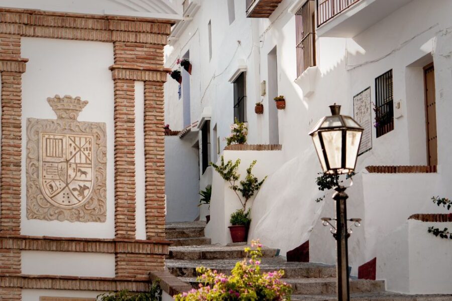 From Motril: Nerja, Frigiliana and Caves Private Tour - Final Thoughts