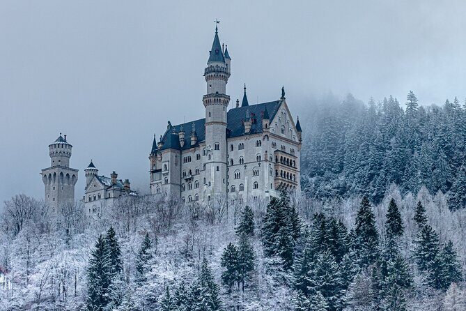 From Munich: Neuschwanstein Castle and Linderhof Private Tour - Analyzing the Value