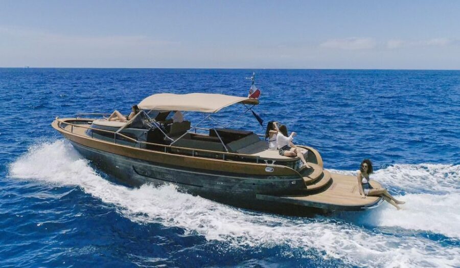 From Naples: Boat Tour to Capri Island with Aperitiv - The Experience: What to Expect