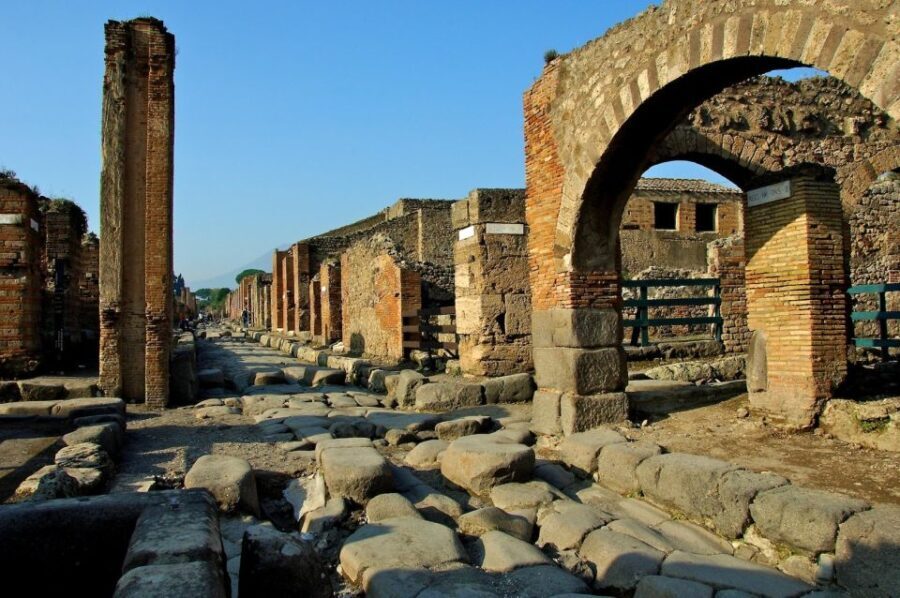 From Naples: Pompeii and Amalfi Coast Full-Day Private Tour - The Bottom Line: Who’s This Tour For?