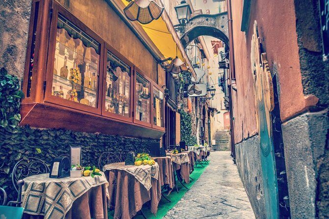 From Naples Port: Sorrento & Pompeii With Limoncello Tasting - Transportation and Group Dynamics