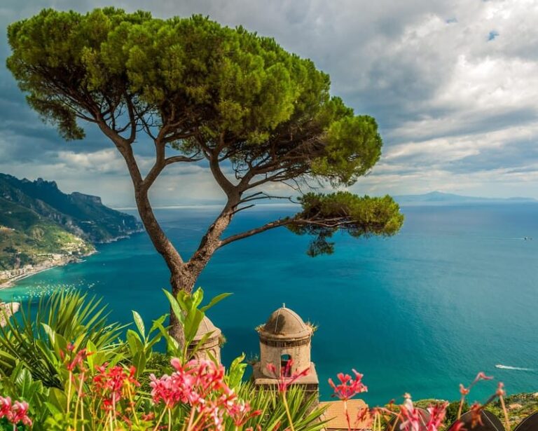 From Naples: Sorrento, Positano and Amalfi Day Trip by Bus - Discovering the Amalfi Coast: What You Can Expect
