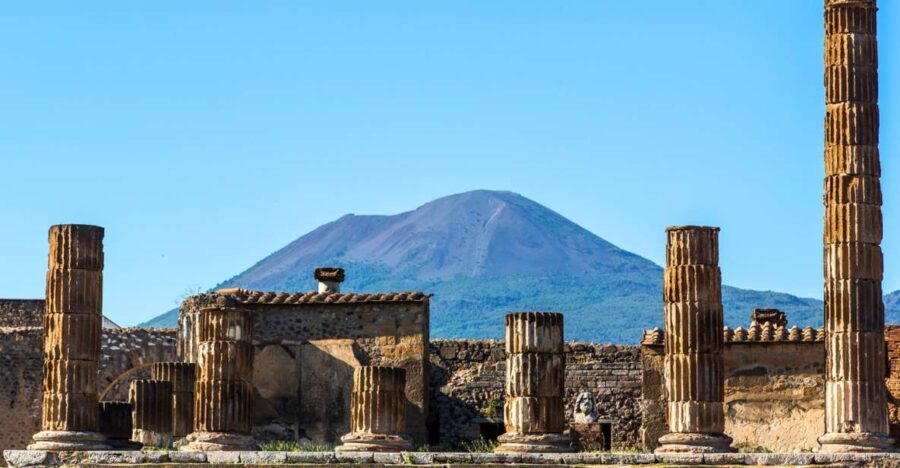 From Naples: Sorrento, Positano, and Pompeii Guided Tour - Discovering Sorrento