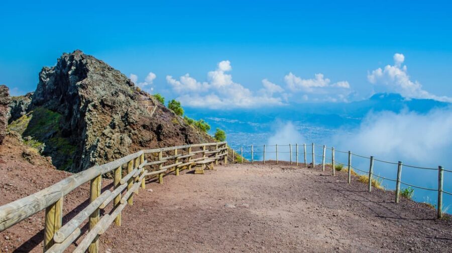 From Naples: Vesuvius and Herculaneum Day Trip with Tickets - Descending to Herculaneum