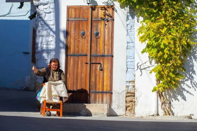 From Pafos/Limassol: Tastes of Cyprus Tour in Polish - Analyzing the Experience