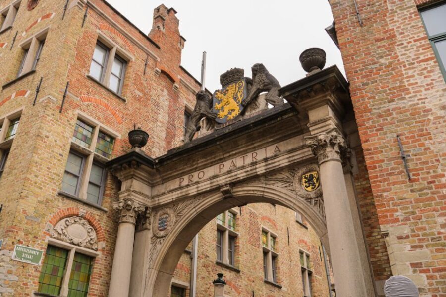 From Paris: Bruges Guided Tour with Hotel Pickup - The Experiences and Reviews