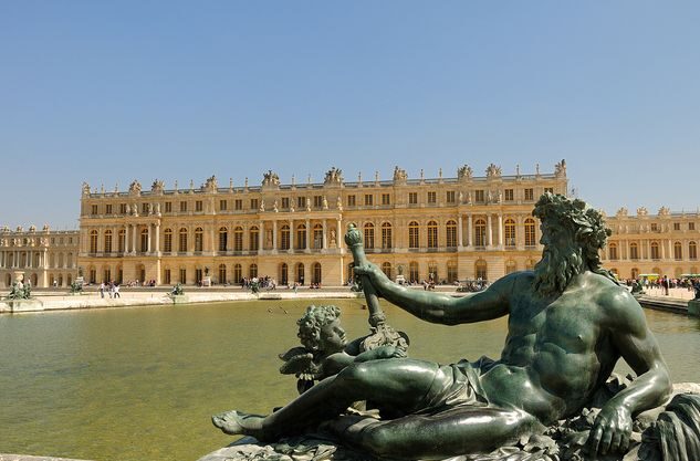 From Paris: Versailles Guided Tour by Deluxe Minibus - The Gardens: A Breath of Fresh Air