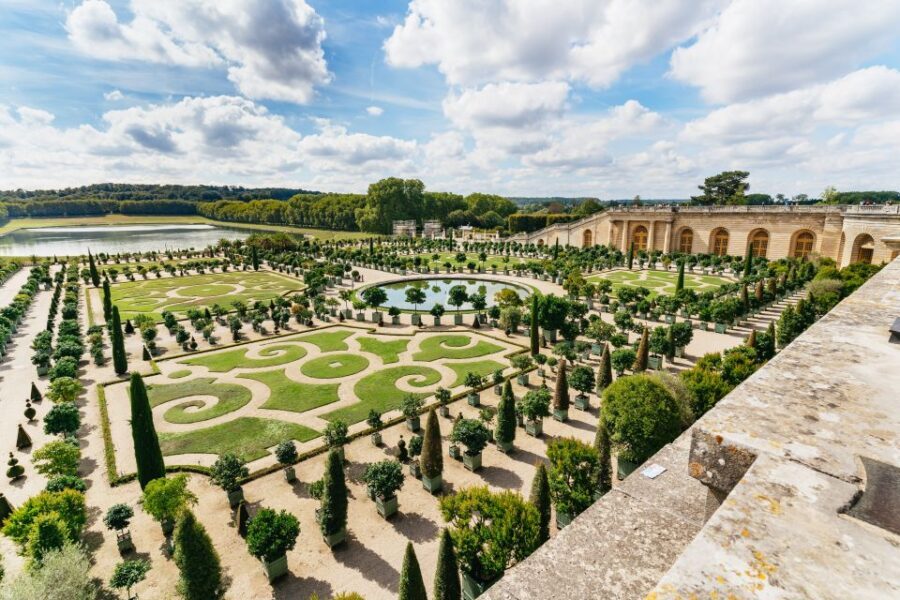 From Paris: Versailles Palace & Gardens with Transportation - Transportation and Practicalities