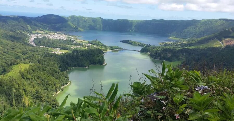From Ponta Delgada: Sete Cidades Lakes & Fire Lake Day Tour - Who Is This Tour Best For?