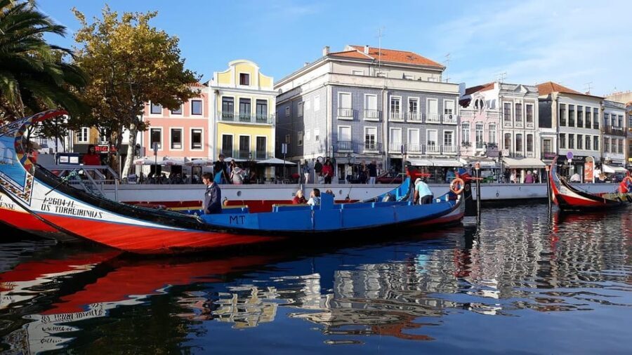 From Porto: Aveiro Half Day Tour - Transport, Guides, and Overall Value