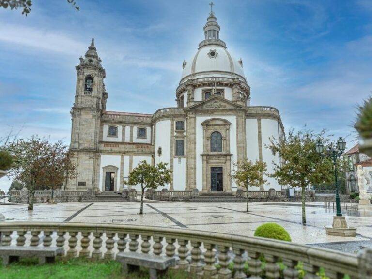 From Porto: Braga & Guimarães full day experience with lunch - Who Should Consider This Tour?