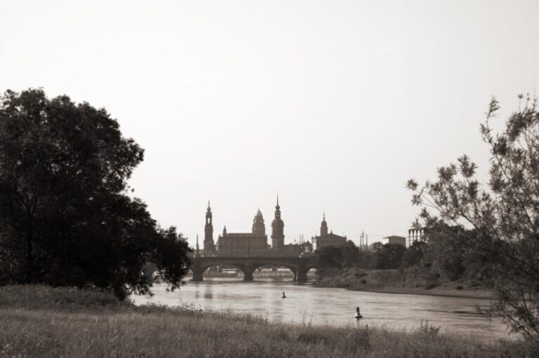From Prague: Dresden & Schloss Moritzburg Day Trip - What Some Travelers Say