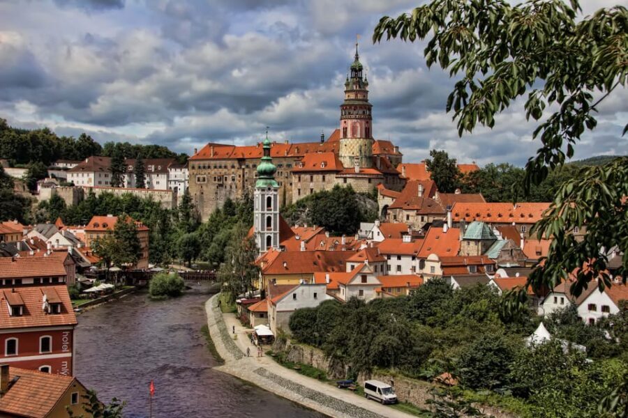 From Prague: eský Krumlov Full-Day Tour with Pickup - The Value: Is It Worth $120?