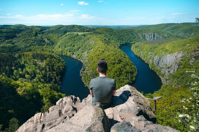From Prague: Horseshoe Bend View & Castle Gardens Tour - The Tallest Stone Railway Bridge