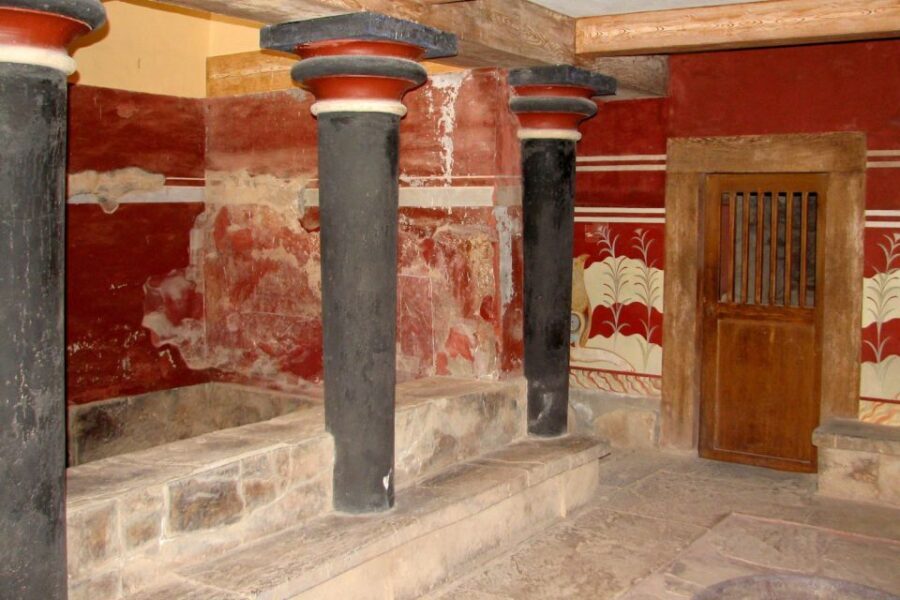 From Rethymno: Knossos Palace and Heraklion City Day Trip - The Itinerary: What to Expect Step by Step