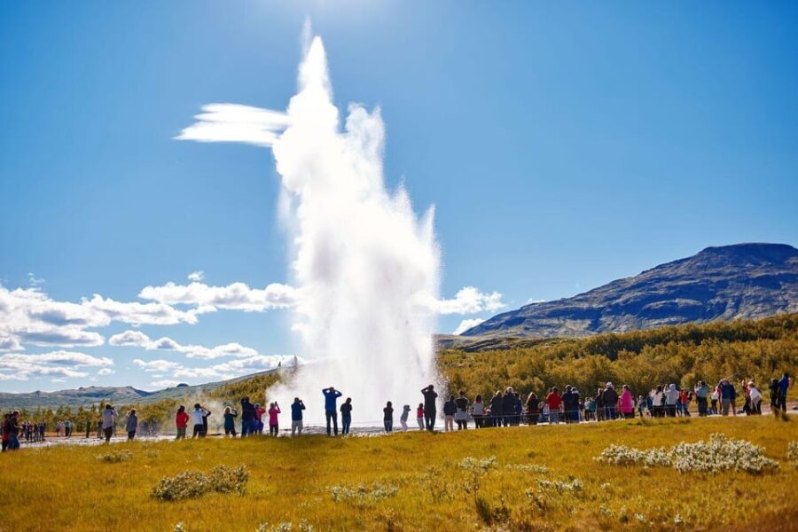 From Reykjavik: Golden Circle & Kerið Full-Day tour - Transportation, Group Size, and Comfort
