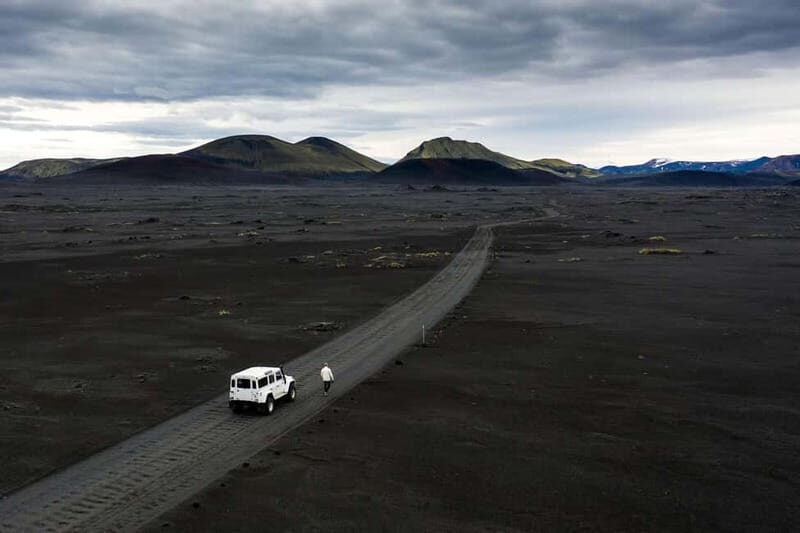 From Reykjavik: Highlands and Lava Fields 4x4 Tour - The Experience of the Landscape