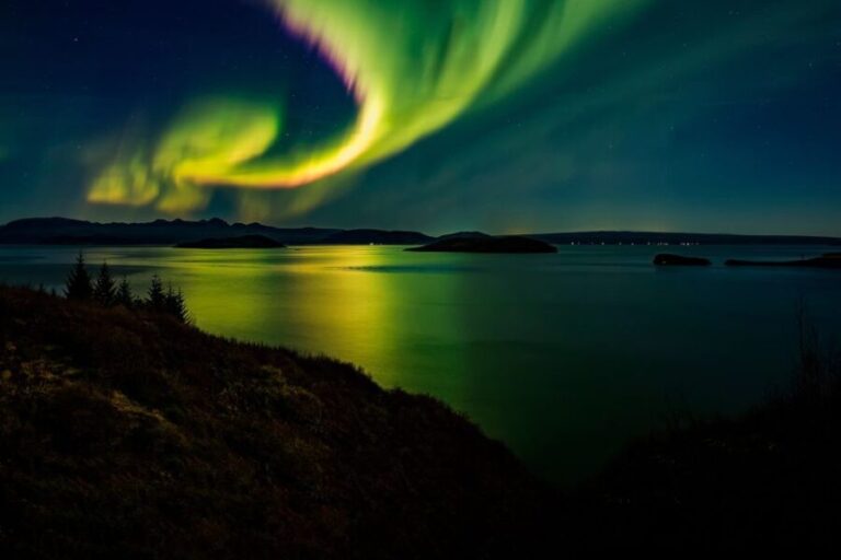 From Reykjavik: Northern Lights Tour - Who Should Consider This Tour?