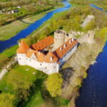 From Riga : Rundale palace and Bauska castle tour and back. - What to Expect on the Day Trip