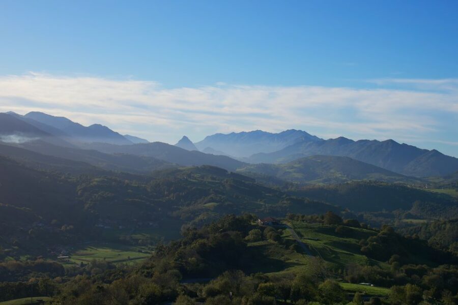 From Santander: Potes, Santillana and Altamira Day Tour - Authentic, Well-Balanced Experience
