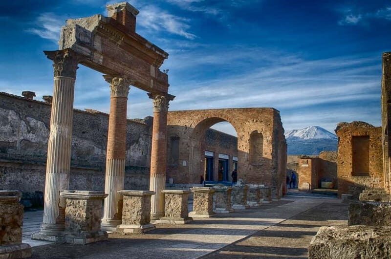From Sorrento: Pompeii and Mount Vesuvius Trip with Lunch - Transportation and Group Dynamics