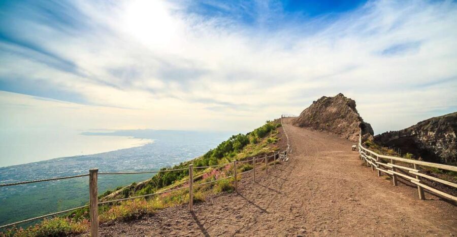 From Sorrento: Pompeii and Vesuvius Tour - An In-Depth Look at the Tour