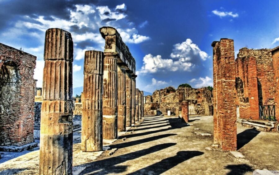 From Sorrento: Pompeii Ruins All-inclusive Guided Tour - The Pros and Cons