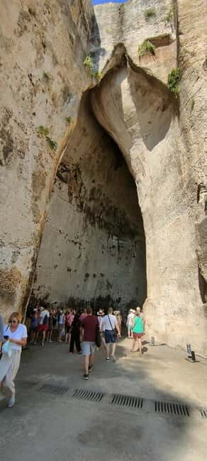 From Taormina: Syracuse and Noto Guided Day Trip by Bus - What Sets This Tour Apart
