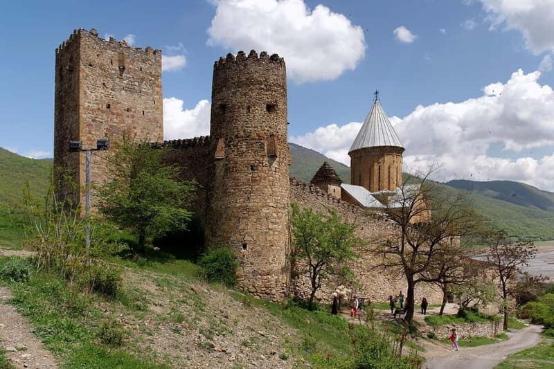 From Tbilisi: Ananuri, Gudauri, and Kazbegi Full-Day Tour - Exploring Each Stop in Detail