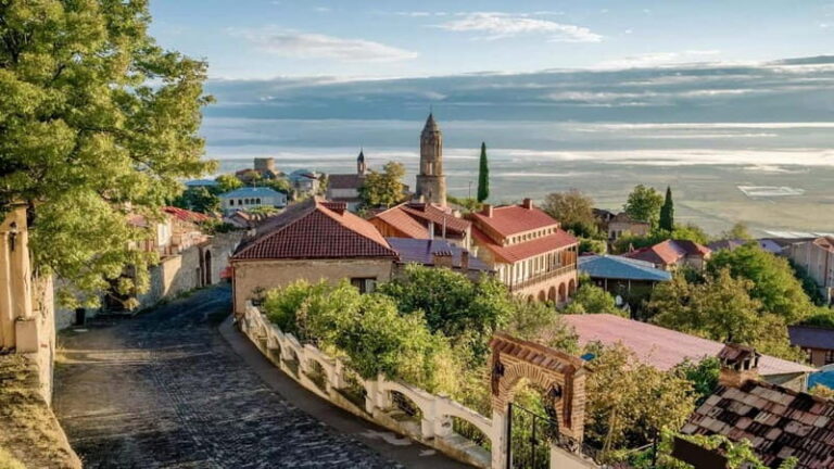 From Tbilisi: Kakheti and Sighnaghi Private Tour with Wine - What Makes This Tour Special