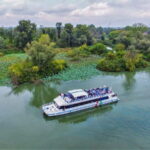 From the magic of the lakes to the ingenuity of Leonardo: sailing through waters and locks - The Lakes: Lago di Mezzo and Lago Inferiore