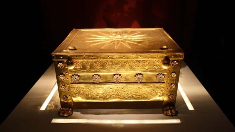 From Thessaloniki: Aigai Royal Tombs & Pella Museum Day Trip - The Itinerary: An In-Depth Look