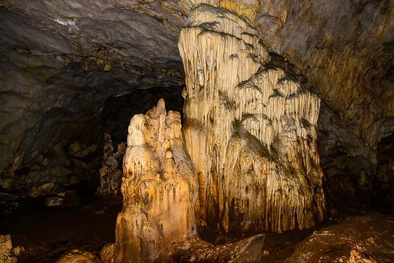 From Tirana: Hiking to Pellumbas Cave & visiting the Canyon - Exploring the Black Cave