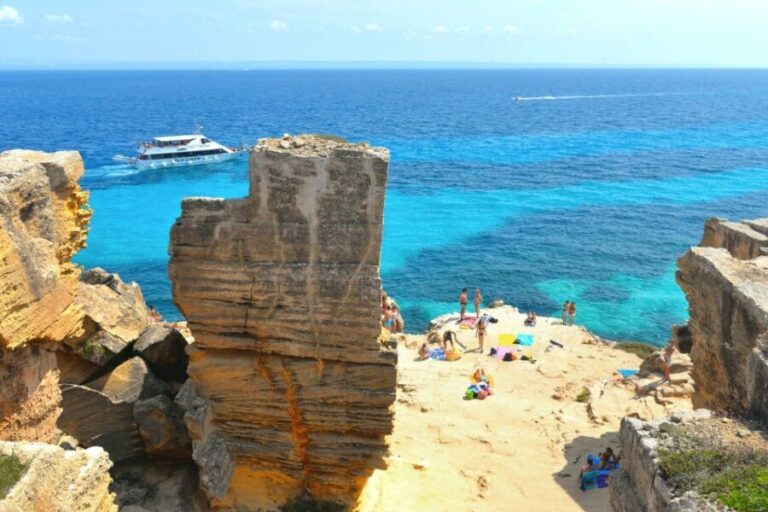 From Trapani: Cruise to Favignana and Levanzo with lunch - Authentic Reviews and Traveler Insights