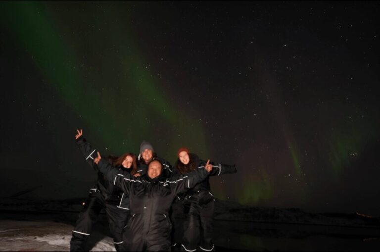 From Tromsø: Northern Lights Tour in Minibus with Photos - The Value of the Experience