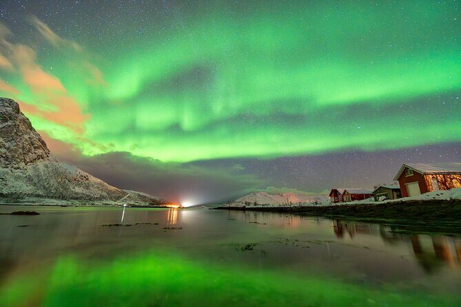From Tromsø: OFFICIAL Northern Lights Safari by Minibus - Duration and Group Size