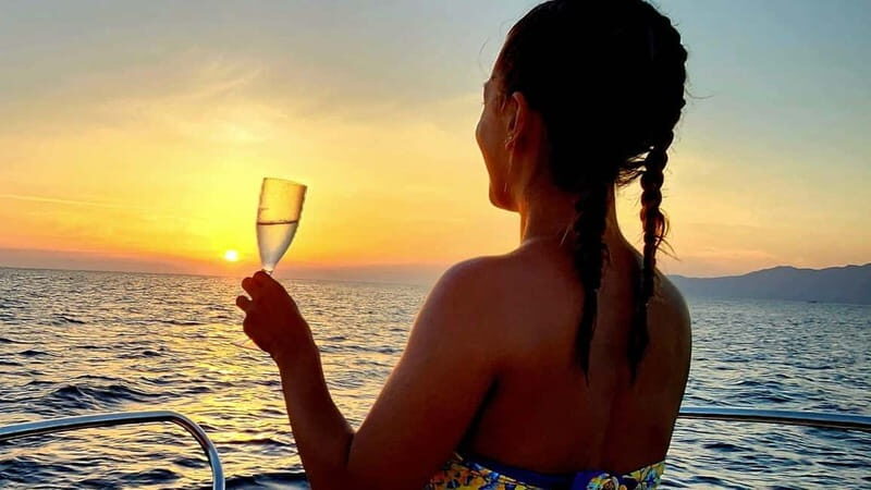 From Villasimius: private sunset boat tour - An In-Depth Look at the Experience